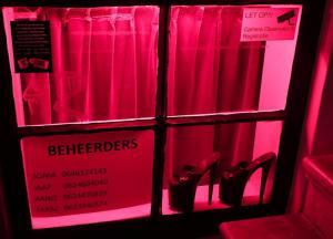 Red Light District Amsterdam: Map, Rules, Prices (2025)